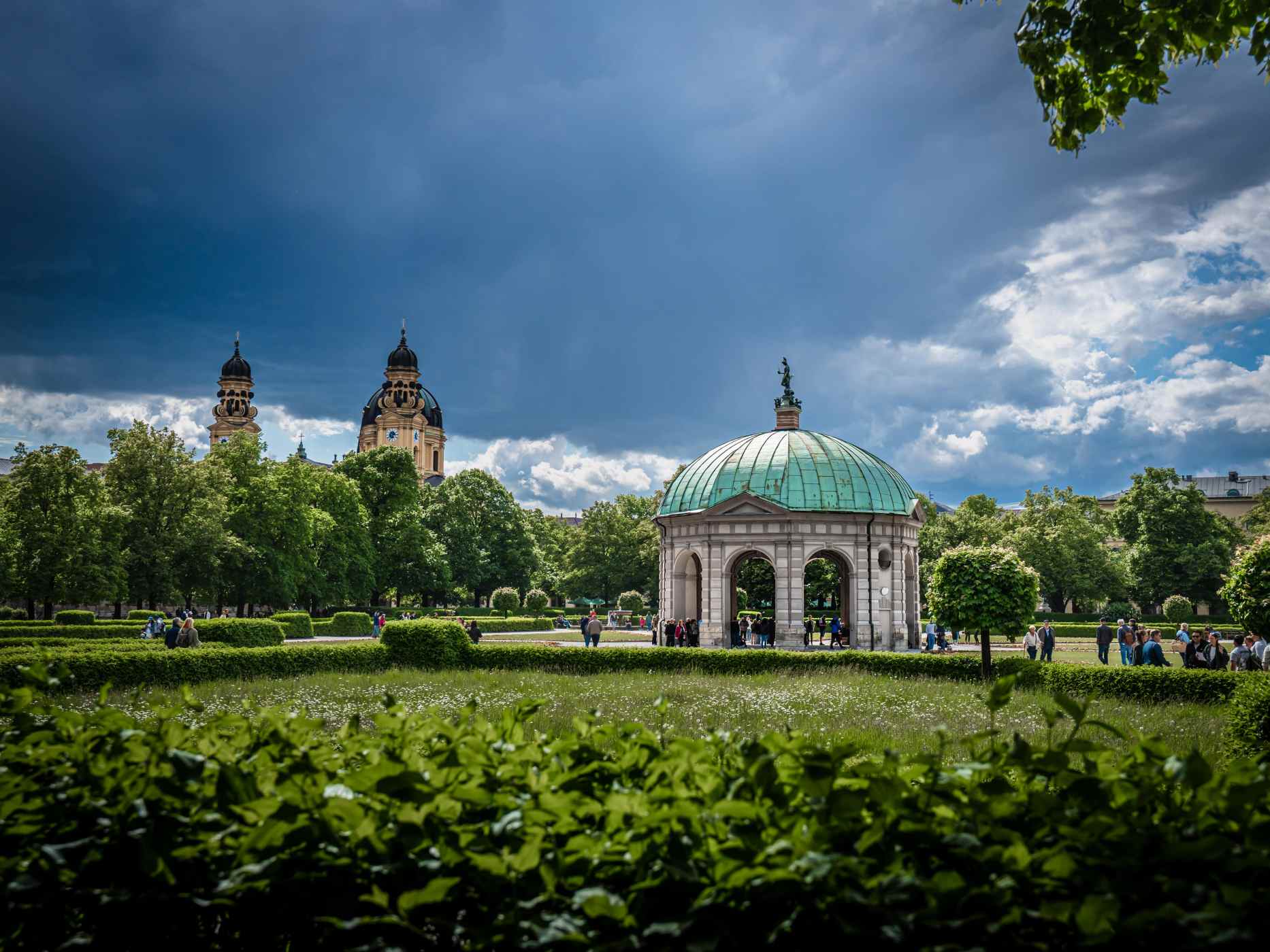 Third Reich Tour of Munich with English Speaking Guides
